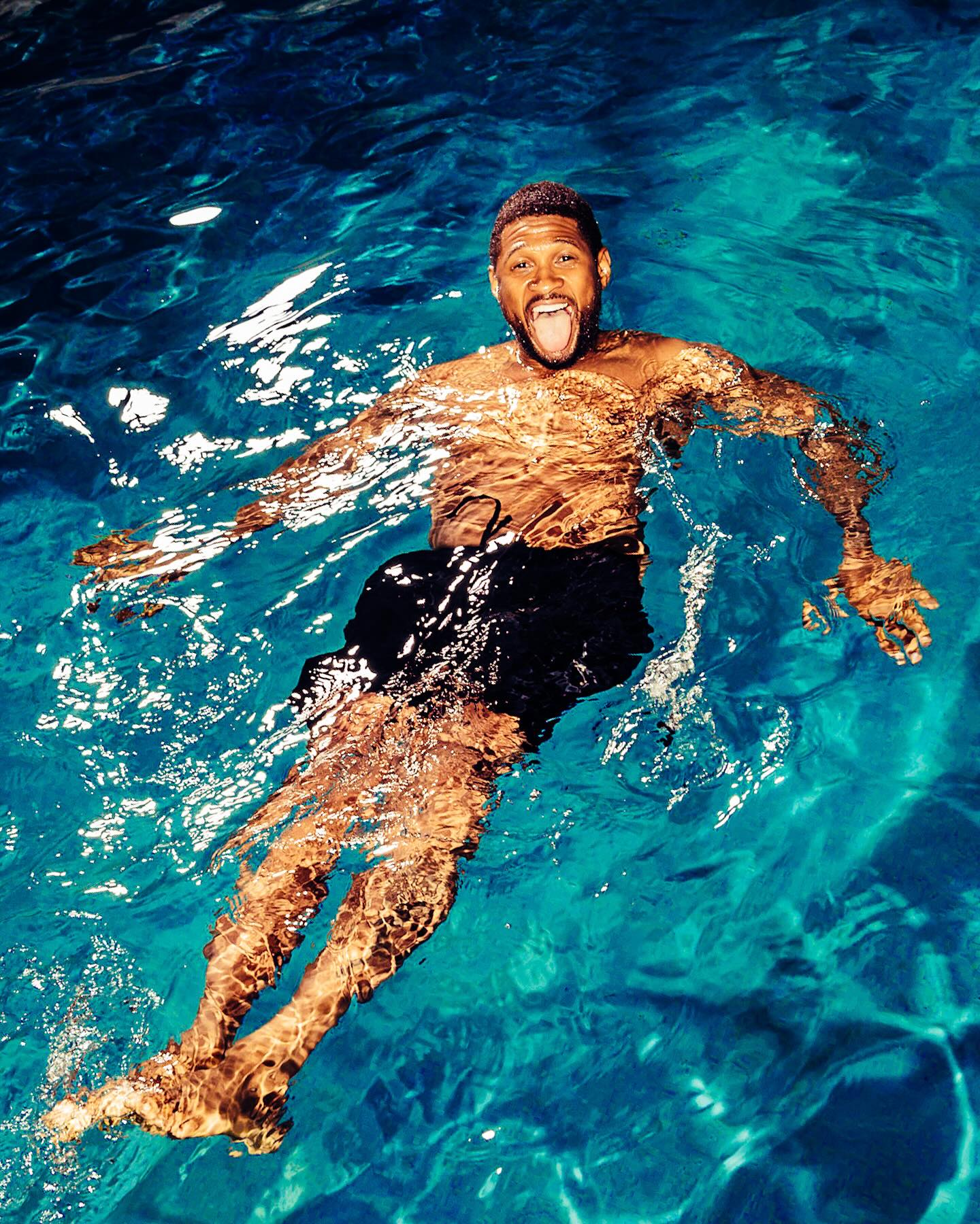 Usher Raymond's feet