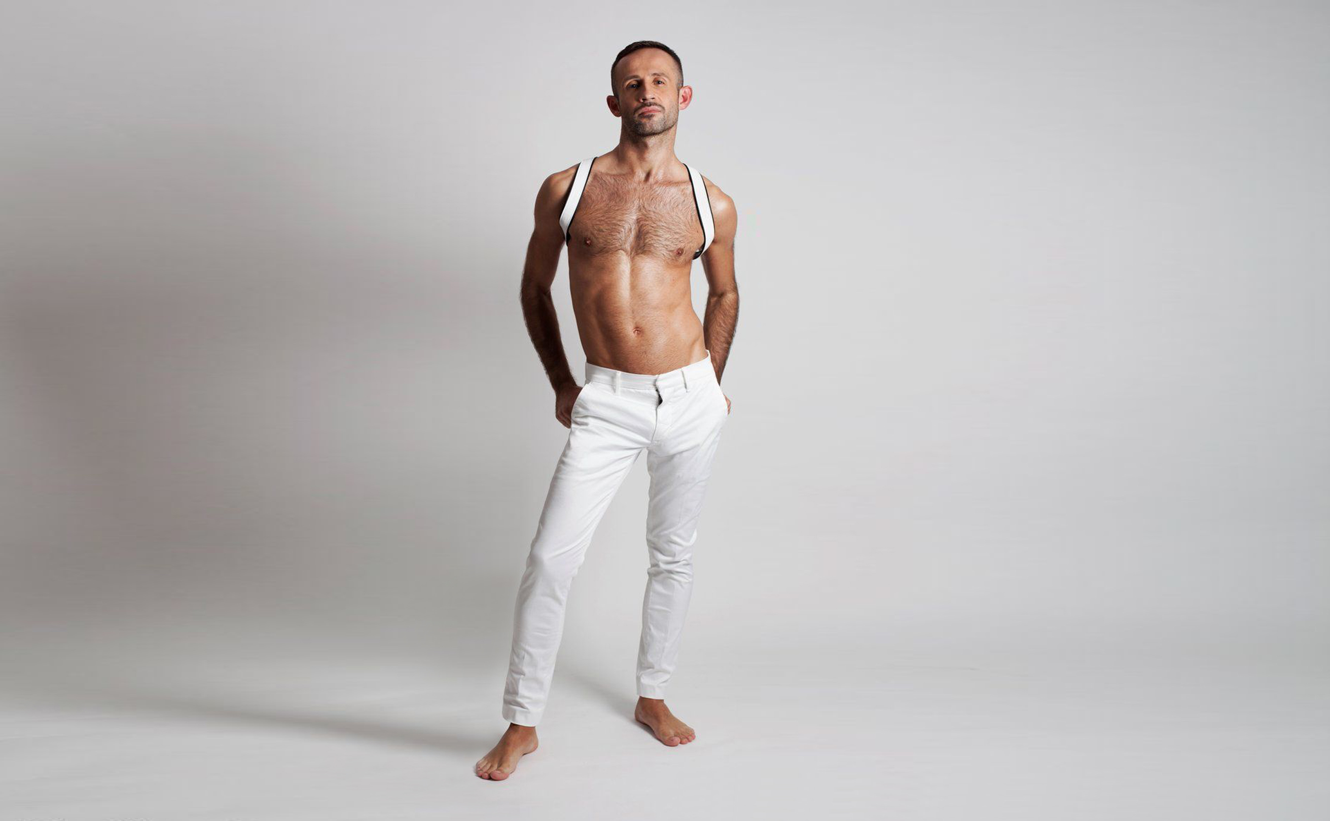 Vadim Romanov's feet