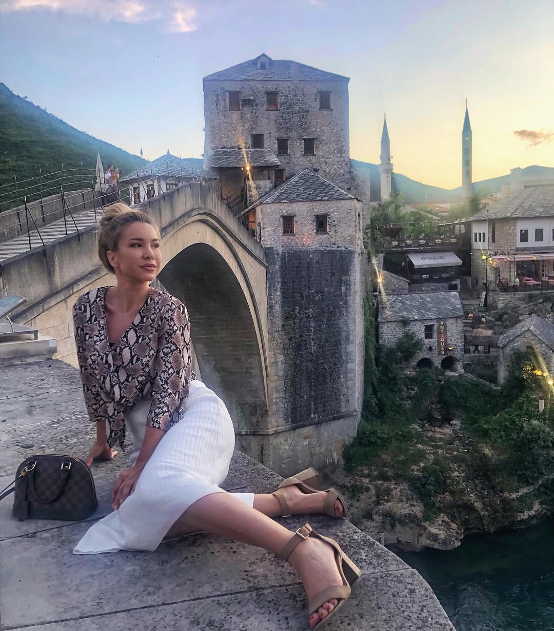 Valentina Miletic's feet