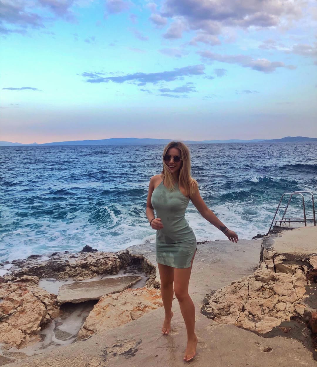 Valentina Miletic's feet