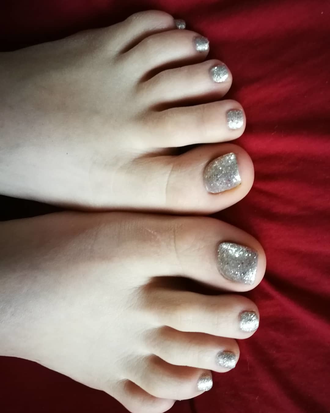 Vicki Peach's feet