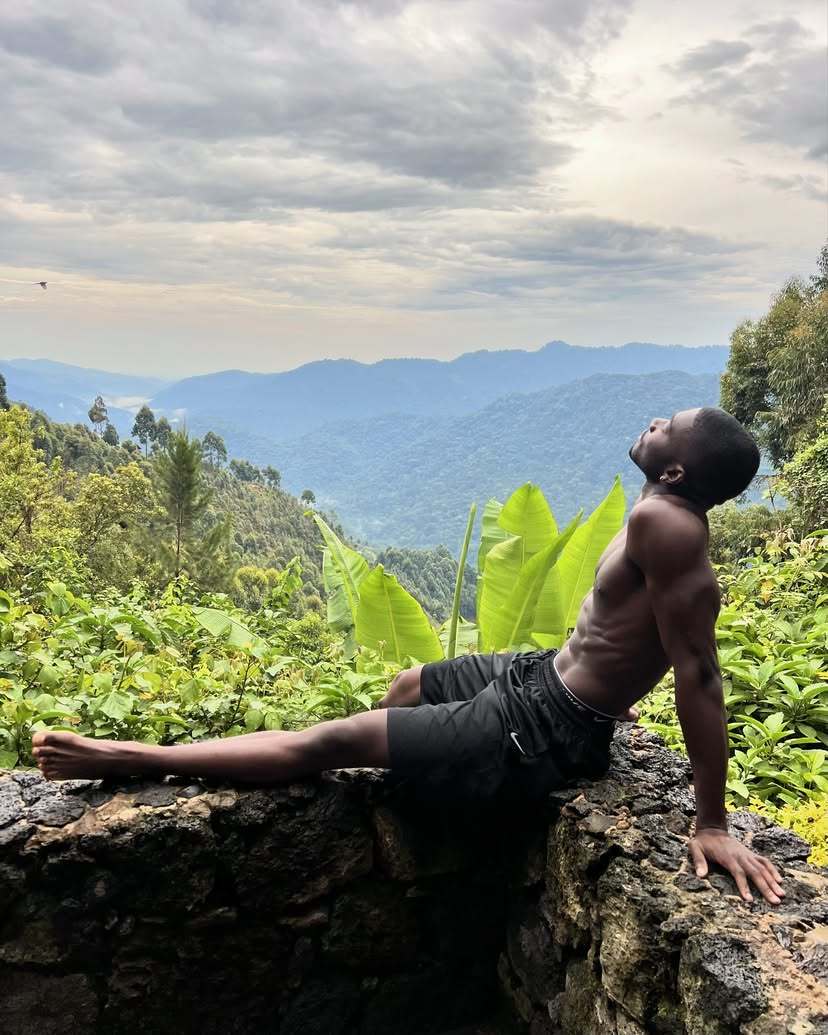 Victor Kunda's feet