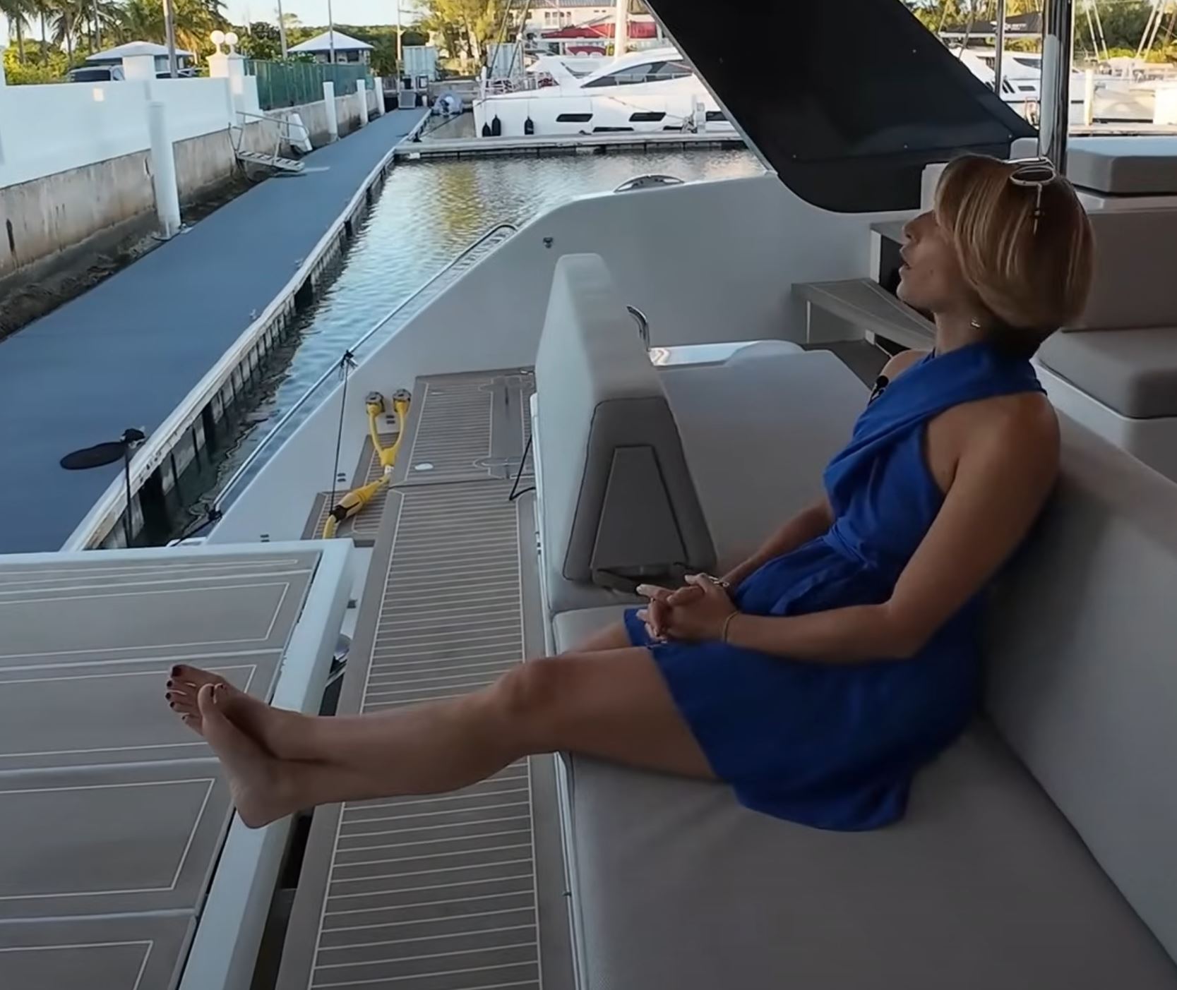 Victoria Chalaya's feet