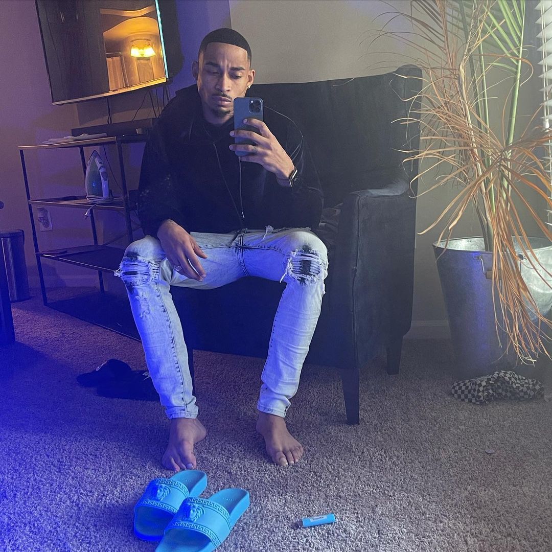 Walter Burch's feet