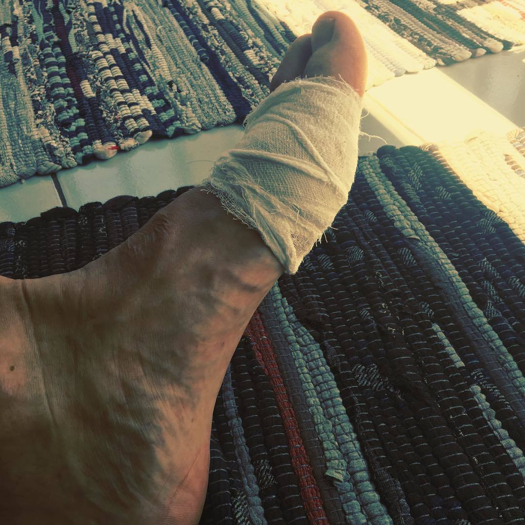 Walter Nudo's feet