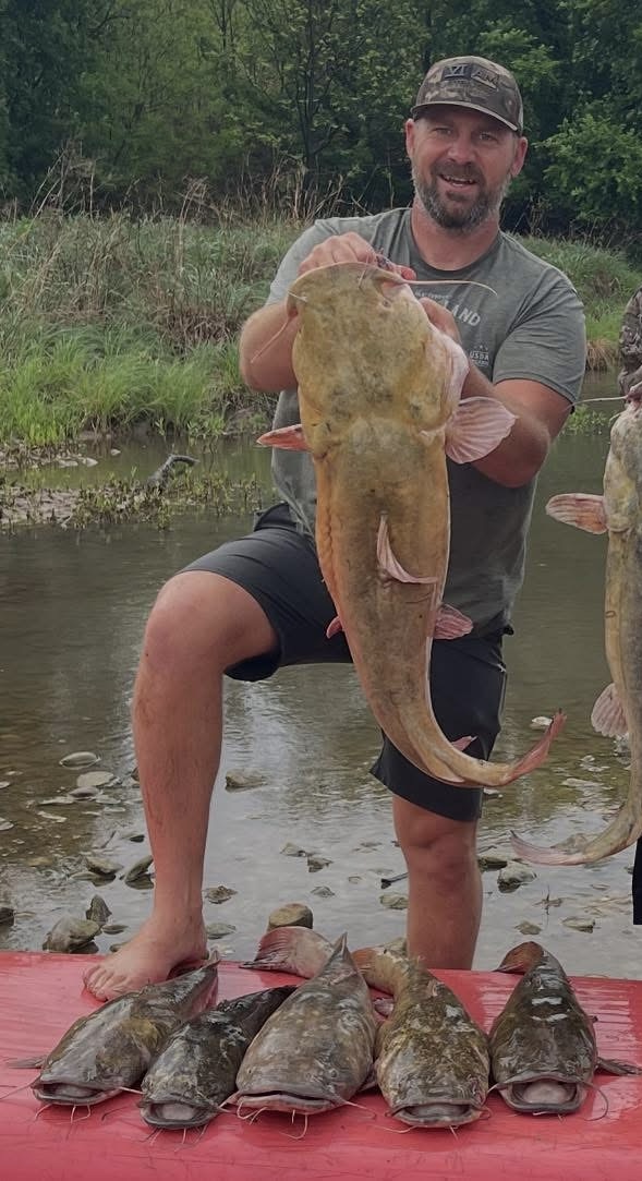 Wesly Cole Wilks's feet