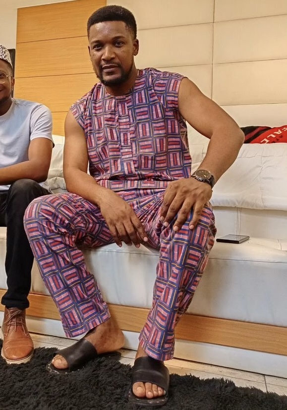 Wole Ojo's feet