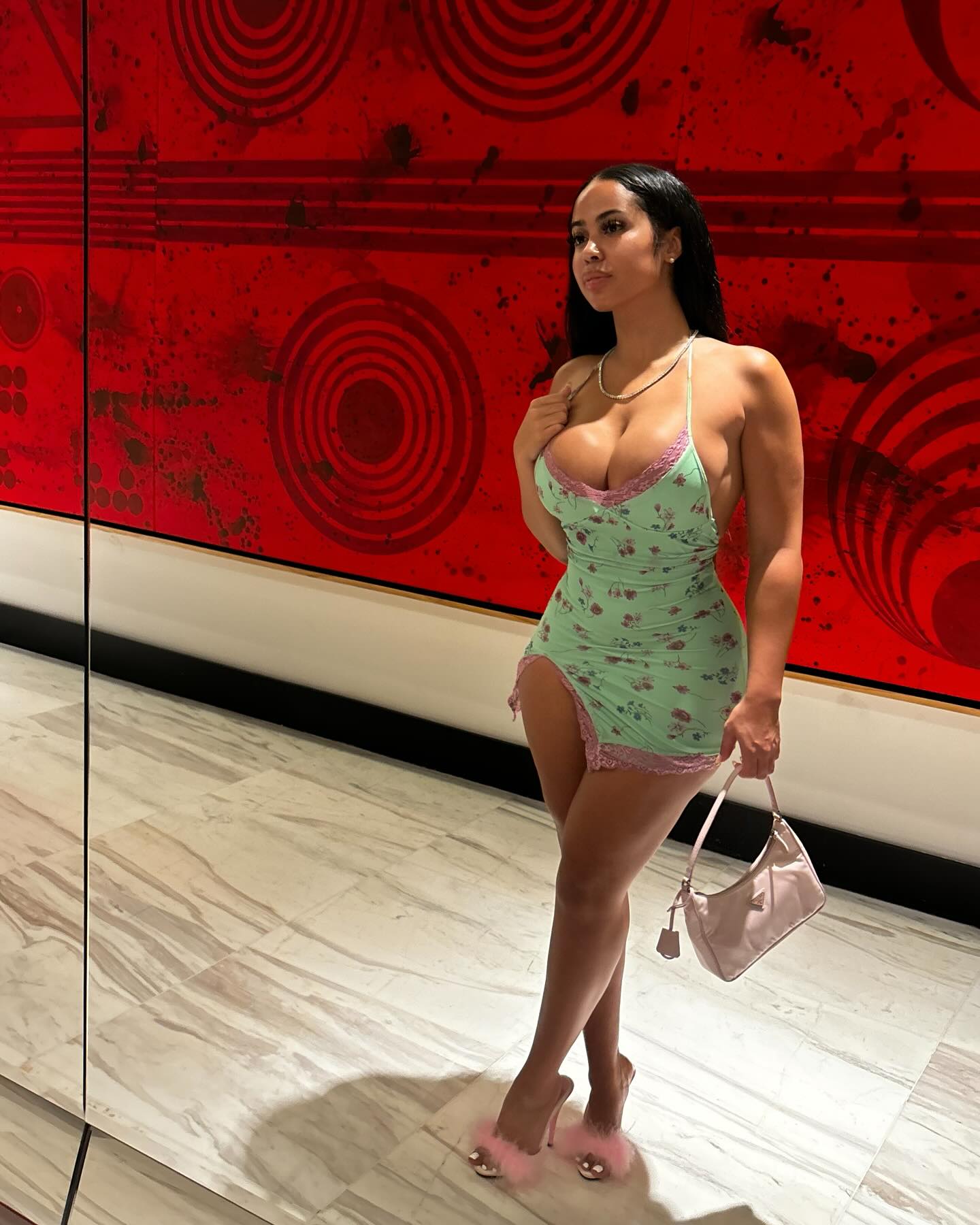 Yasmine Lopez's feet