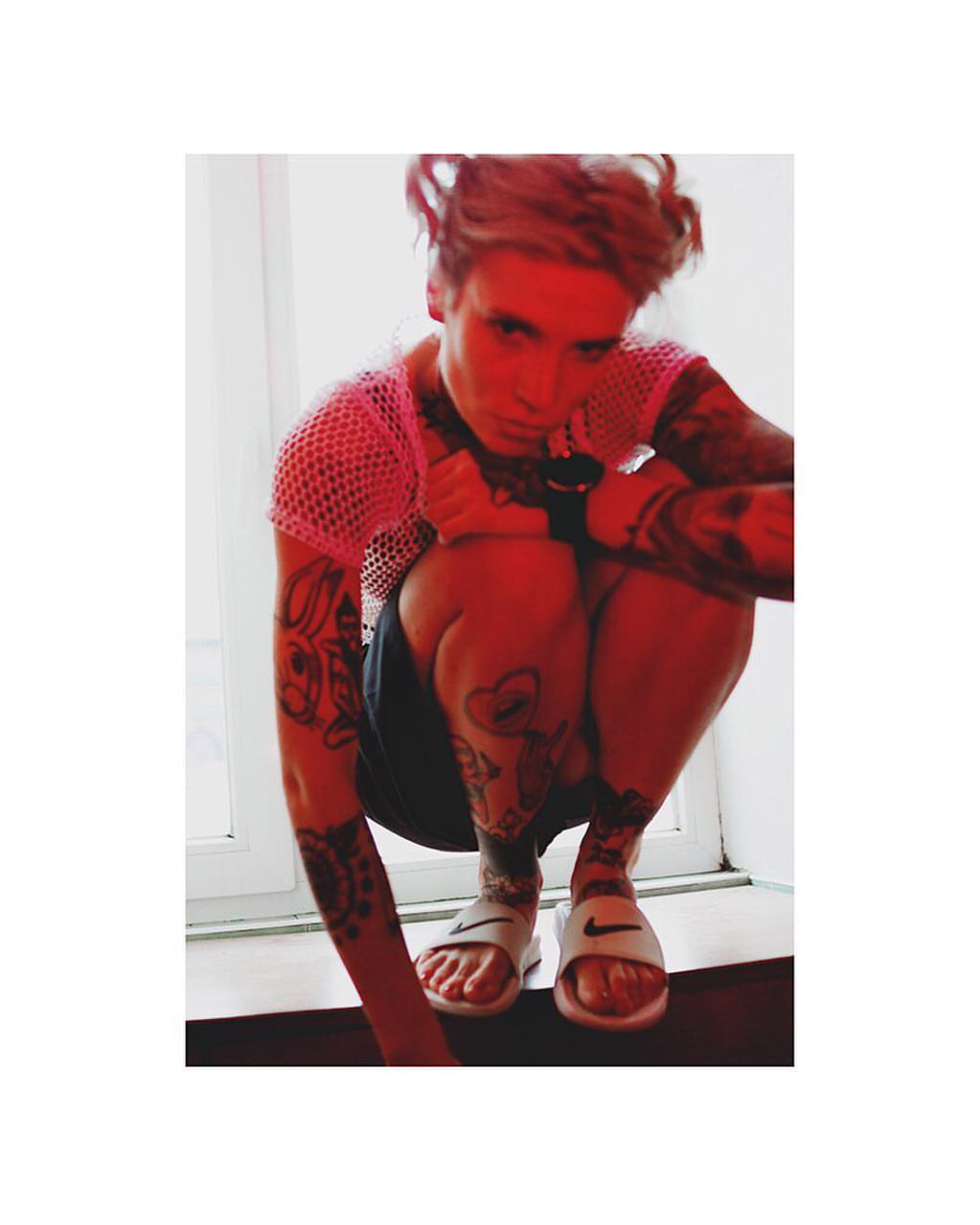 Yasya Krutova's feet