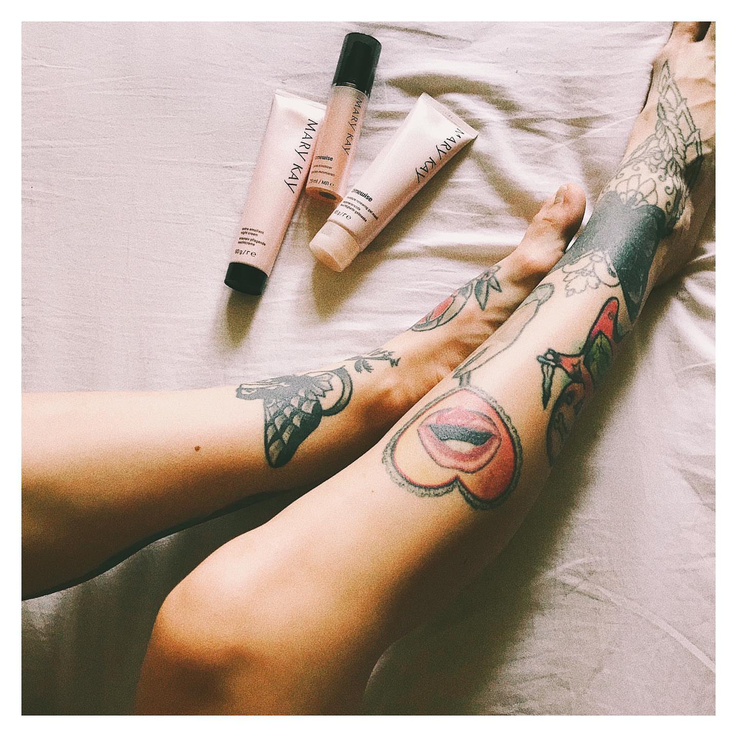 Yasya Krutova's feet