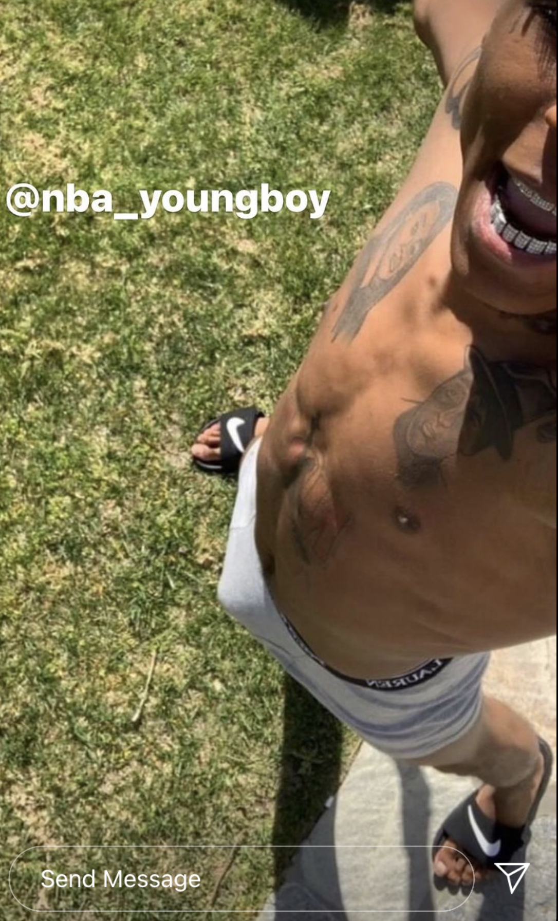 YoungBoy Never Broke Again's feet