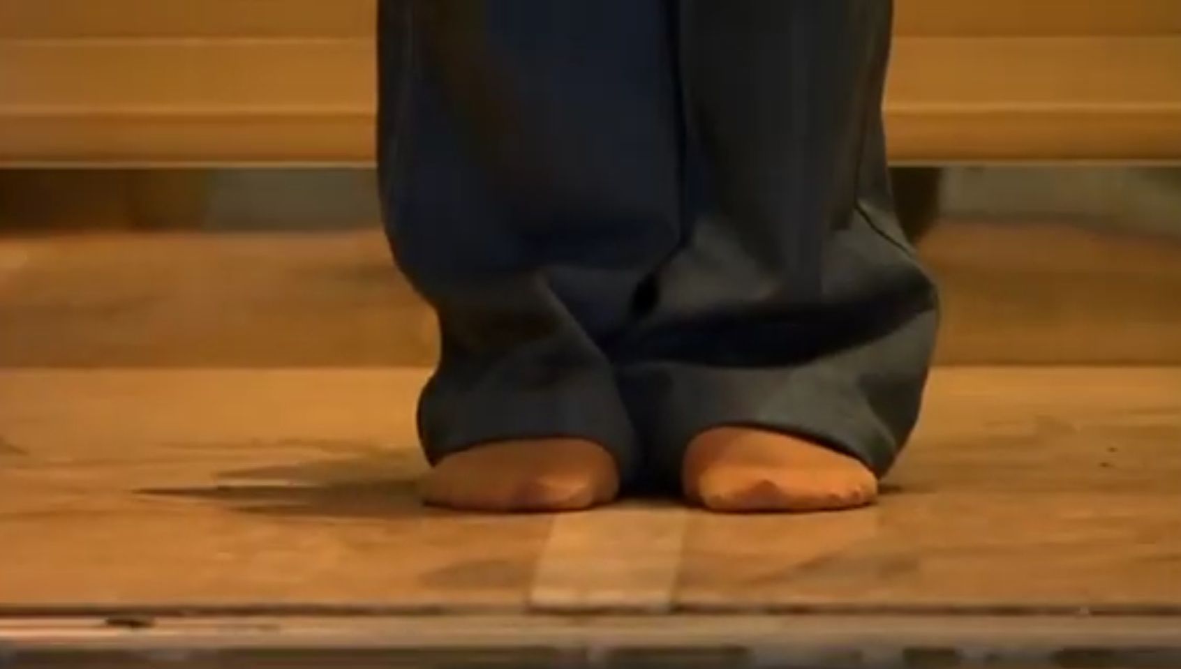 Zitian Tian's feet