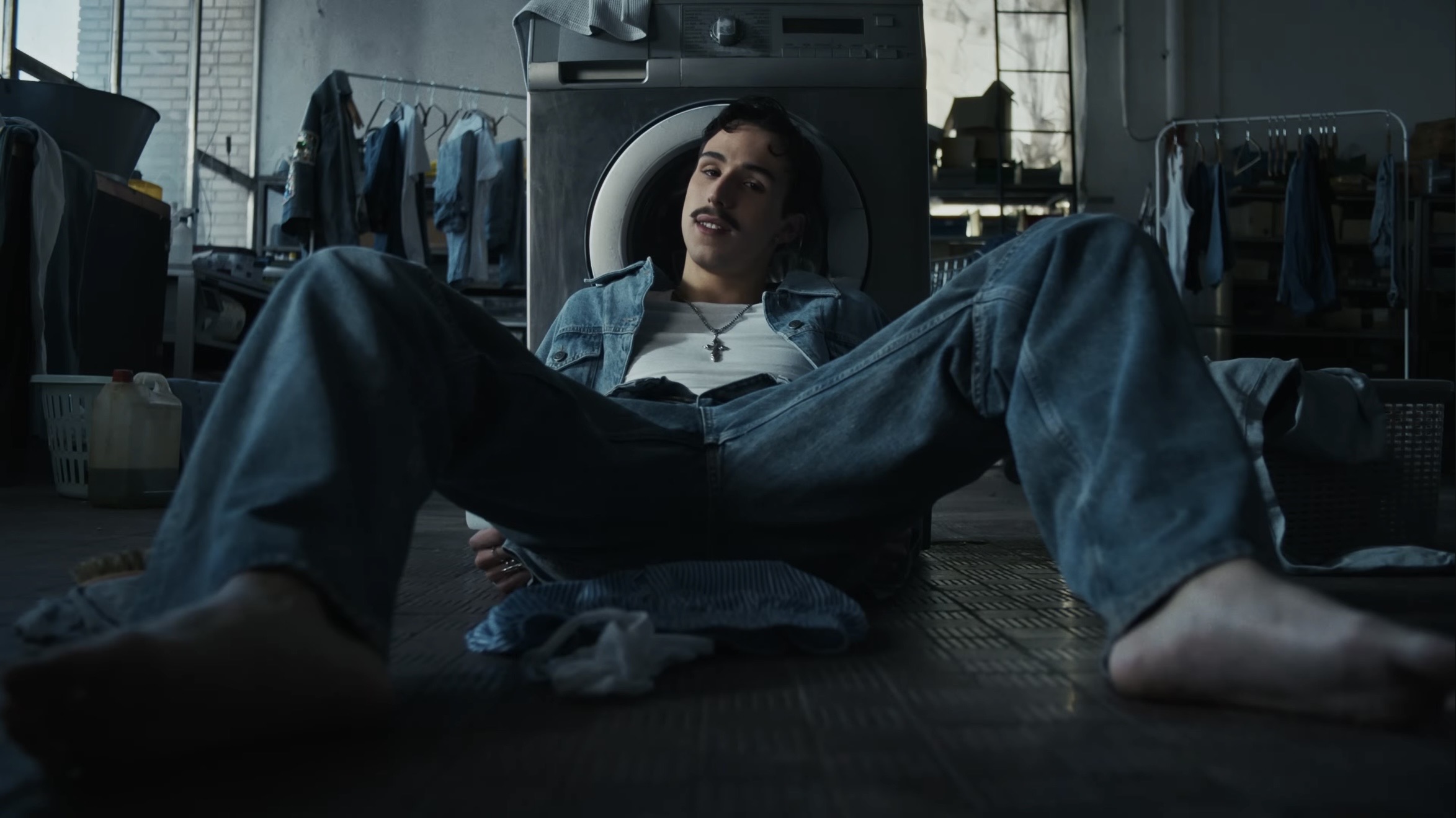 Álvaro Mayo's feet